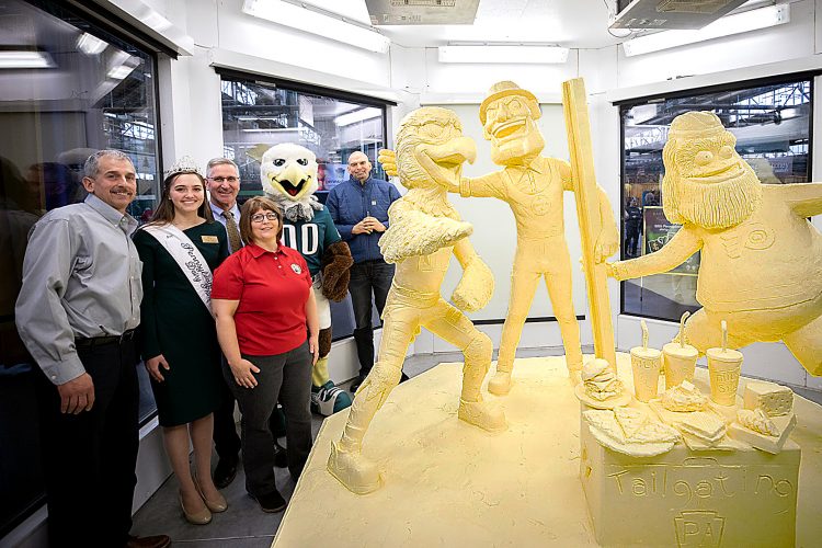 Butter sculpture with mascots unveiled at state’s Farm Show | News ...